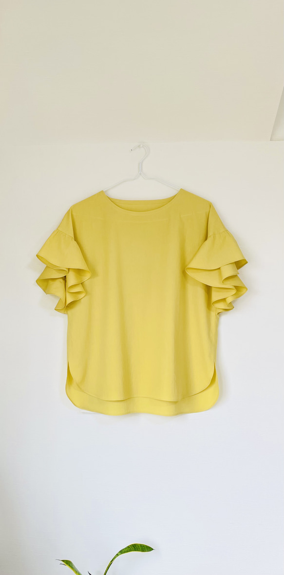 再販 ️ワッシャーコットン選べるカラー 大人素敵なフリル袖のブラウスミモザイエロー ブラウス jijikaka 通販 19351723 ...