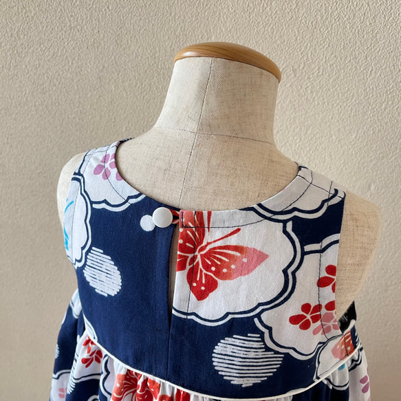 子供 浴衣地ひかえめフレアーワンピース 注染ちょうちょ（紺地） 80～130〈受注製作〉 子供服 machibari 通販 19354153 ...