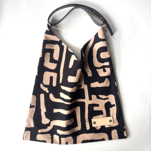 African print × Real leather Folding bag/beige&black ショルダーバッグ epidote ...