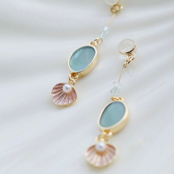 チャーム付シリコンピアスキャッチ シェル ピンク ブルー バックキャッチ 海 夏ピアス チャーム付キャッチ パール ピアス（その他） kaco ...
