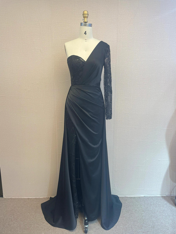 優雅アシメドレス カラードレス 非対称 ワンショルダー レースあり サテン 黒 フリル タイトスカート フロントスリット ドレス oneil ...