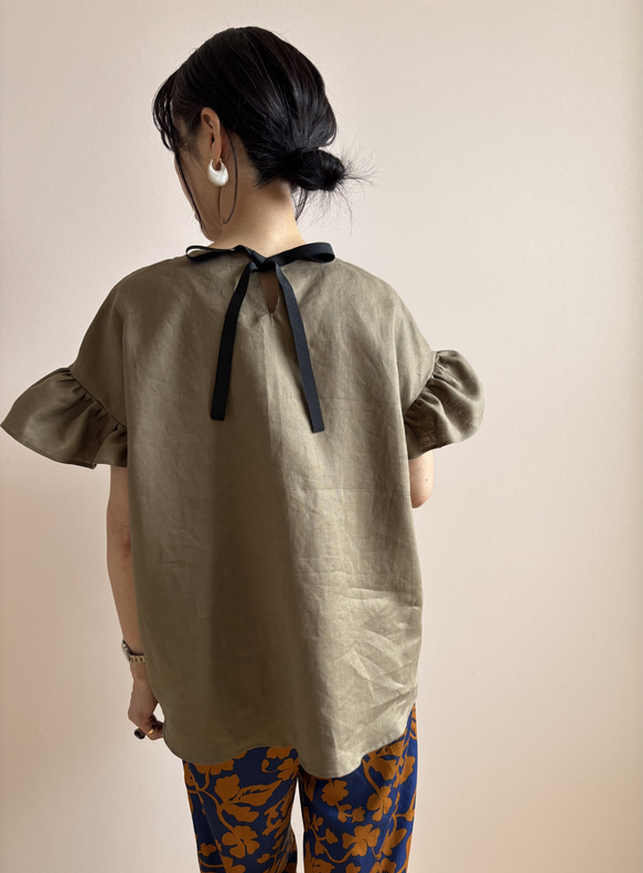 フレンチリネン100%＊フリル袖ブラウス＊ブラウンカーキ＊Mサイズ ブラウス Bambine 通販 19369865｜Creema(クリーマ)