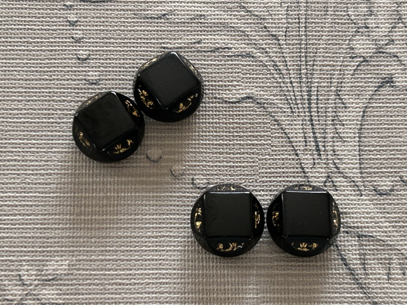 フランス 輸入デザインボタン ドーム型 20mm プラスチック アクセサリーパーツ デコレーション材 ボタン Le Chateau Rose ...