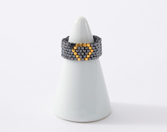 馬蹄柄ビーズリングGunmetal & Gold （みやび012-RNG-Gm＆G）みやびシリーズ 指輪・リング LILIA_rie ...