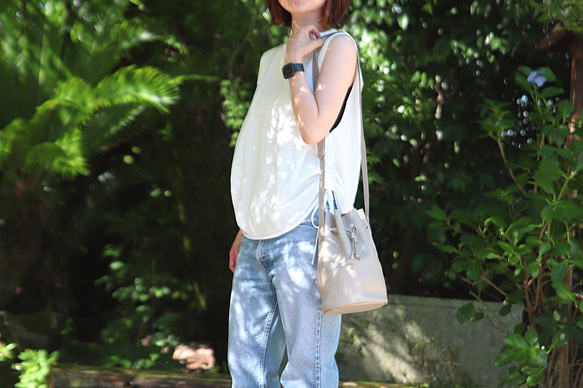 【新作】コンパクトなのに長財布が入る 巾着ショルダーバッグ レディース メンズ 本革 グレージュ 日本製 ma-04ss 巾着バッグ artigiano 通販 19383005｜Creema ...