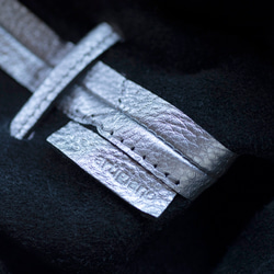 【新作】コンパクトなのに長財布が入る 巾着ショルダーバッグ レディース メンズ 本革 シルバー 日本製 ma-04ss 巾着バッグ artigiano 通販 19383027｜Creema(クリーマ)