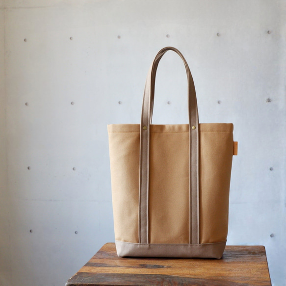 A4縦型トート ミディアムベージュ×モカ | 倉敷帆布 トートバッグ myu.handwork 通販 19417065｜Creema(クリーマ)