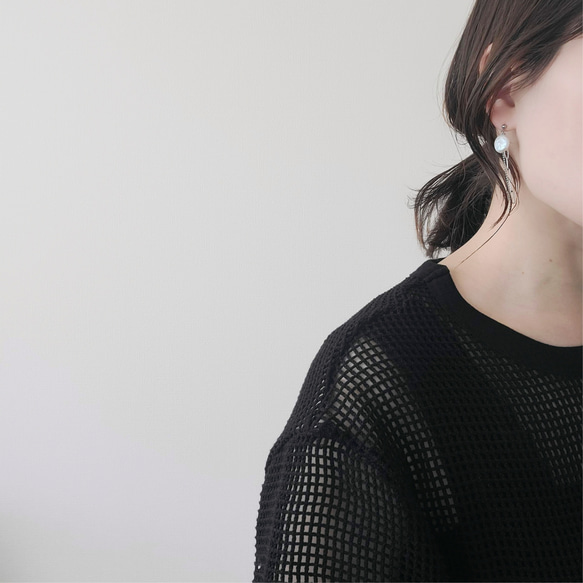 コイン型パールのチェーンピアス/サージカルステンレス ピアス（フック・チェーン） ENNE. 通販 19417346｜Creema(クリーマ)