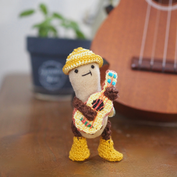 キャラメルイエローのスイーツみたいなウクレレピーナッツくん（M) ぬいぐるみ ukulele_peanuts 通販 19417893 ...