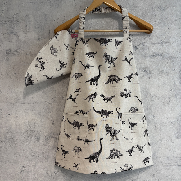 2点セット 90〜140size 恐竜 エプロン ポケット付 三角巾 エプロン moeuhane by menma 通販 19418705 ...