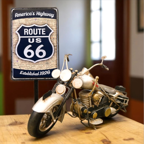 ＜セット＞ビンテージ シルバーバイク＆アンティーク メタルエンボスプレート(S)ROUTE US66 その他置物 antique art ...