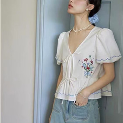 レトロ 刺繡 Vネック 半袖ブラウス シャツブラウス コットンリネン シャツ hellodream 通販 19420344｜Creema(クリーマ)