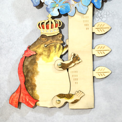 紫陽花に抱きつく雨乞いアメフクラガエルの木製オーナメント ウォールデコ 壁掛け タペストリー タペストリー・壁掛け Cinematic ...