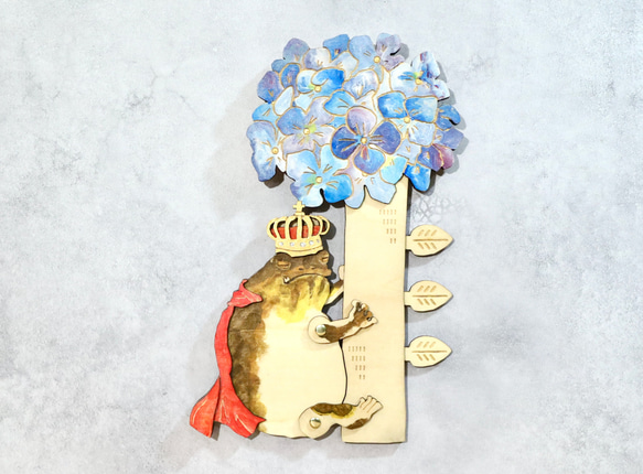 紫陽花に抱きつく雨乞いアメフクラガエルの木製オーナメント ウォールデコ 壁掛け タペストリー タペストリー・壁掛け Cinematic ...