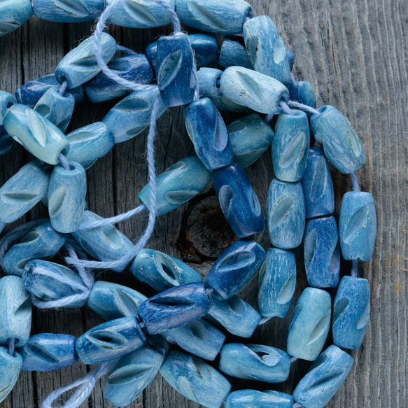 *数量限定 藍染carving bone beads ビーズ up to you! 通販 19422781｜Creema(クリーマ)