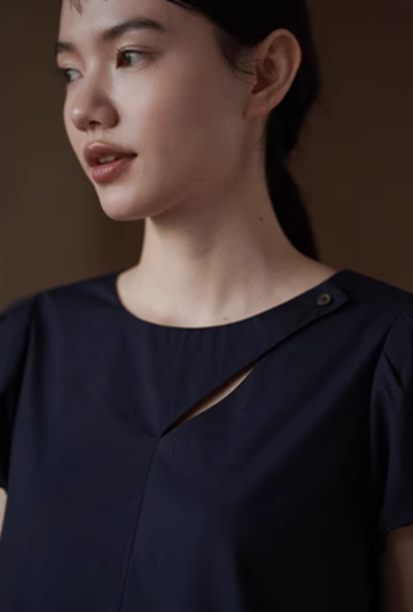 HaChi - フレンチデコンストラクショニズム 通気性抜群の100%綿 不規則ウエストライン 見た目痩せる A ライン ワンピース ...