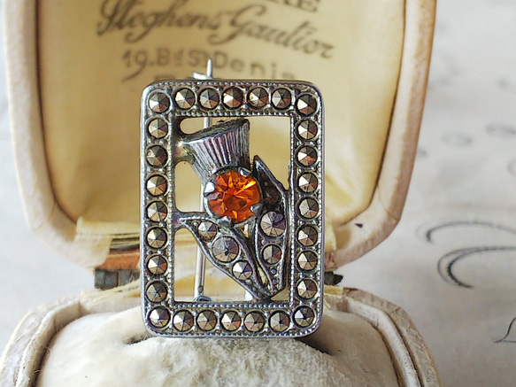 ヴィンテージ アザミ／Topaz・マーカサイトRectangleブローチ ブローチ ブルーダリア 通販 19434033｜Creema(クリーマ)