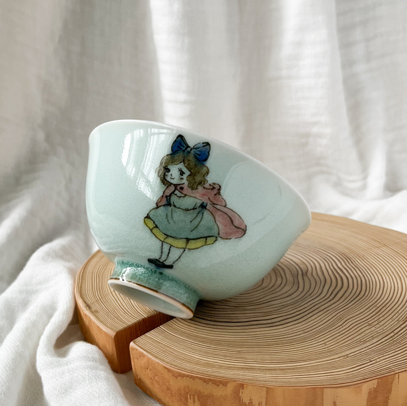 チコロット ️Mサイズ ️飯椀 ️すべて手描き ️染付け ️ご飯茶碗 ️お雑煮やぜんざいに ️赤ずきんちゃん ️可愛い 茶碗・めし碗 チコ ...