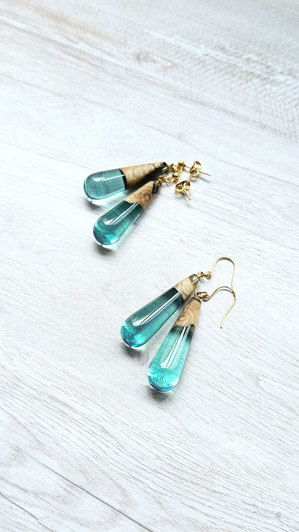 ウッドレジンピアス/イヤリング【流木】天然素材 ターコイズブルー 透明感 ピアス（フック・チェーン） ひろ工房 通販 19435234 ...