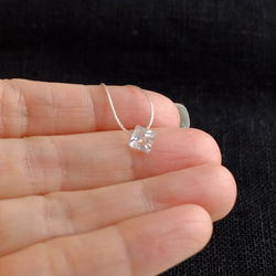 99【天然石 ホワイトトパーズ】 14kgf 肌にやさしい絹糸のネックレス 糸の色＆長さえらべます ネックレス・ペンダント さくらしるく 通販 ...