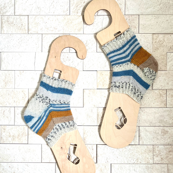 Kakatoくつした(25.0〜28.0cm)[ナチュラルブルー]靴下 ルームソックス かかと サンダル 靴下 enchan 通販 19488780｜Creema(クリーマ)