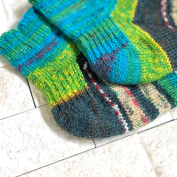 Kakatoくつした(25.0〜28.0cm)[ターコイズブルー]靴下 ルームソックス かかと サンダル 靴下 enchan 通販 19488803｜Creema(クリーマ)