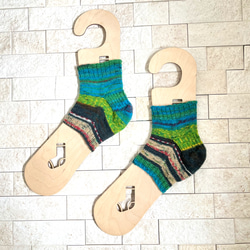 Kakatoくつした(25.0〜28.0cm)[ターコイズブルー]靴下 ルームソックス かかと サンダル 靴下 enchan 通販 19488803｜Creema(クリーマ)