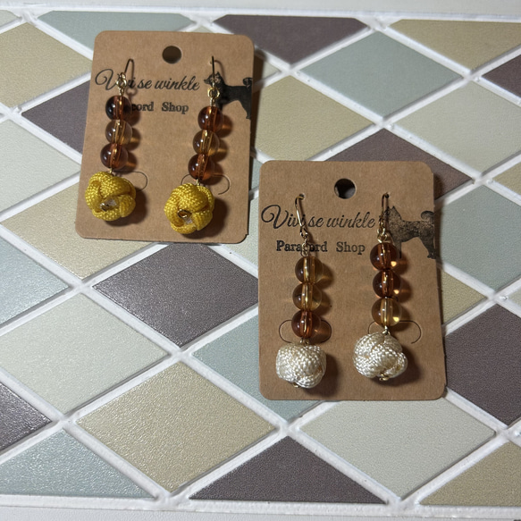 カラフル クリアパールピアス 手編み 推しカラー 推し活グッズ パラコードピアス ピアス（フック・チェーン） vivi_se_winkle ...