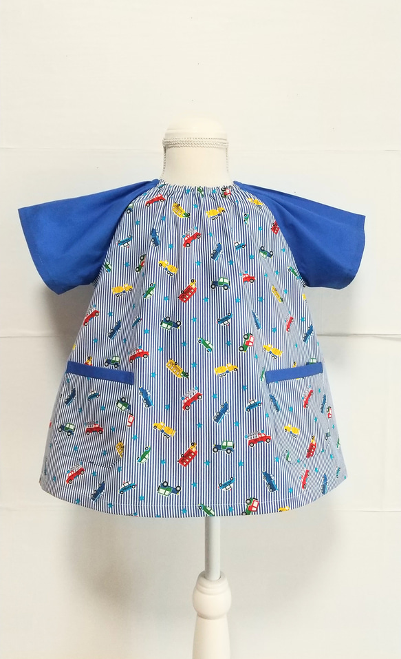 半袖スモック110size☆カラフルな働く車×ネイビー袖 子供服 葉っぱ🍀 通販 19574289｜Creema(クリーマ)