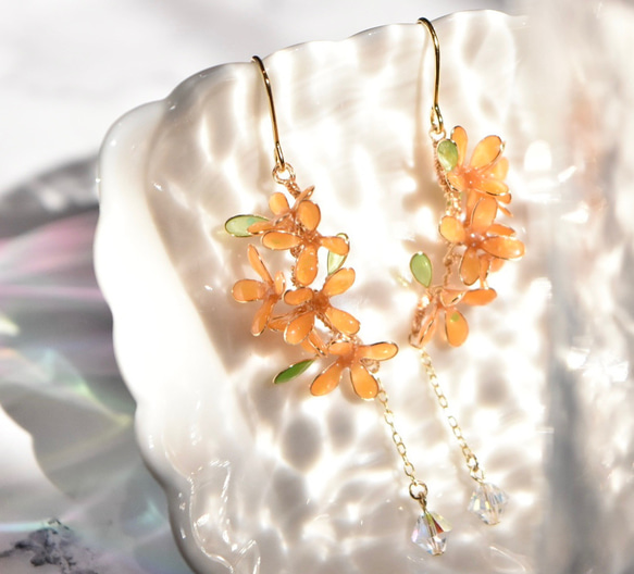 キンモクセイ ピアス ワイヤーアクセサリー レジン ピアス（フック・チェーン） Flowire 通販 19588383｜Creema(クリーマ)