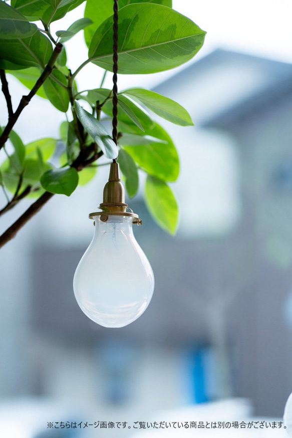 吹きガラスペンダントライト（ヒビ割れタイプ）P-044 宙吹き照明 シーリングライト・ペンダントライト FUKIBITO -吹きビト- 通販 19600470｜Creema(クリーマ)