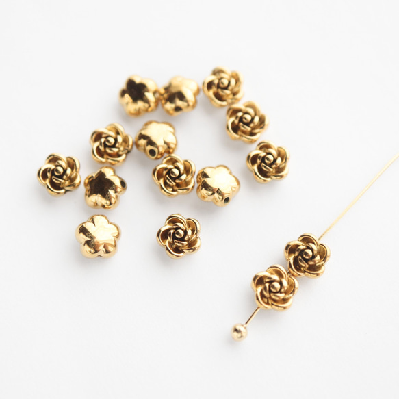 316L サージカルステンレス 5mm フラワー スペーサー パーツ 4個 チャーム Trois anges 通販 19639913｜Creema(クリーマ)