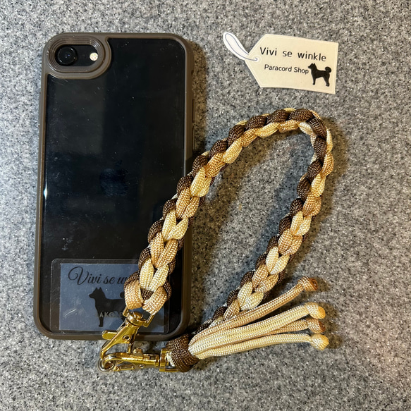 ハート編みハンドストラップ クリームブラウン手編みハンドストラップ スマホストラップ マルチストラップ 携帯ストラップ vivi_se ...