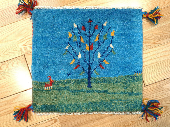 ペルシャ ギャッベ ミニマット ラグ 横41x39㎝ 風景 青空 生命の木 T7990 カーペット・絨毯・ラグ・マット オリエンタルラグ ...