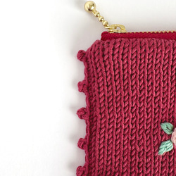 クラシカルなちいさなバラ のちいさなポーチ wine ポーチ pulla あまくおいしいニットのお店 通販 19712191｜Creema(クリーマ)