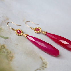 K10YG フューチャーピンクカルセドニー ロングドロップ ピアス ピアス（フック・チェーン） pole_pole_jewelry 通販 19913478｜Creema(クリーマ)