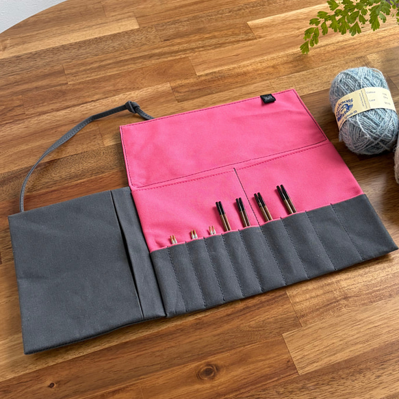 編み針ケース PATAPATA / チャコールグレー x ネオンピンク（帆布） その他ケース nuunuu nagara 通販 ...