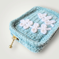 ふかふかモール糸のファスナーポーチ ポーチ 毛糸の雑貨屋 na.tu 通販 20051800｜Creema(クリーマ)