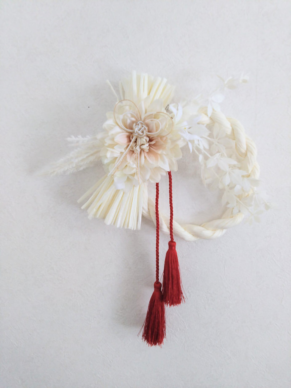 フレンチなお洒落しめ縄リースで新年を迎えませんか？（ホワイトA） しめ縄・しめ飾り Ça va？ 通販 20244416｜Creema(クリーマ)