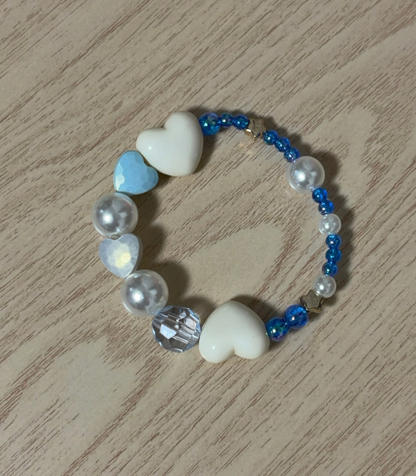 ビーズブレスレット ハートの貝殻のようなビーズ ハンドメイド ブレスレット Takepi 通販 20255539｜Creema(クリーマ)