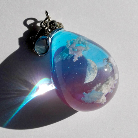 雲レジン tear drop 月 黄昏時 オススメの紐ペンダント ネックレス・ペンダント tommy110369 通販 20278944 ...