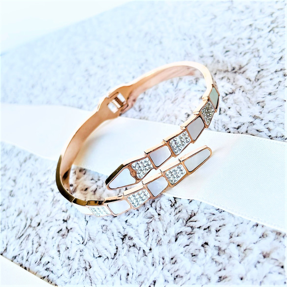 華やかさをプラスしてくれるアイテム＊* シェル 2連 バングル ピンクゴールド ステンレス 〈1本価格〉 バングル・リストバンド è ...