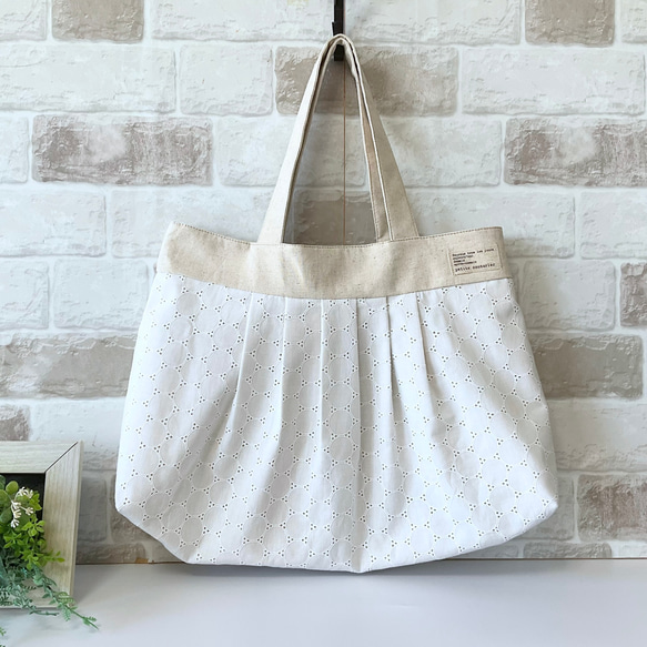 【Lサイズ】サークル柄レース 綿麻グラニーバッグ 生成り ＜A4サイズ入ります＞ グラニーバッグ RunaCiel 通販 5208114 ...