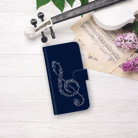 『音符で紡いだト音記号 ブラックネイビー』iPhone17/android 多機種対応 スマホケース 音楽 ピアノ 手帳 スマホケース・カバー ...
