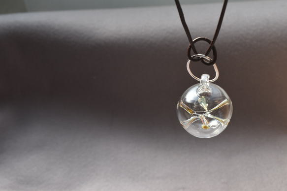 浮き球ネックレス ネックレス・ペンダント アトリエ芳 通販 7780127｜Creema(クリーマ)