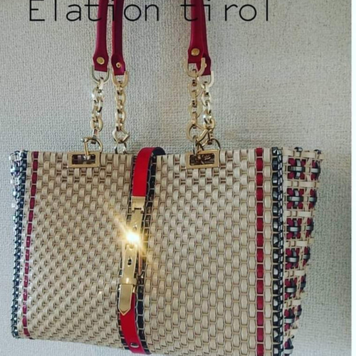 ジュエリーバッグ elation tirol チロル サイドの編み目模様が ジュエリーバッグ elation tirol チロル サイドの編み目模様が