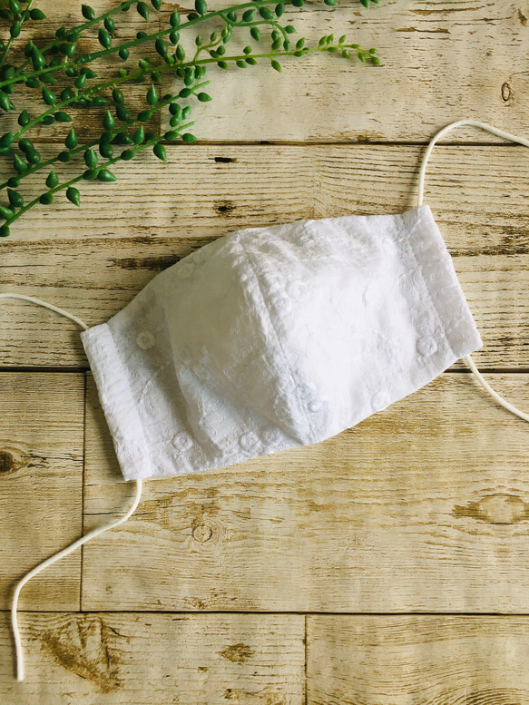 立体マスク 白の刺繍生地☆ガーゼ フォーマル ホワイト レース 薔薇 夏マスク 大人用 布マスク wama 通販 10015276 ...