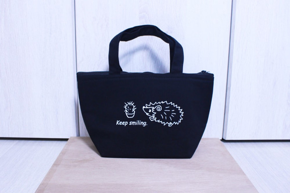 ハリネズミの保冷ランチバッグ☆キャンバス保冷エコバッグ☆黒S その他バッグ CastleGate 通販 5371973｜Creema(クリーマ)