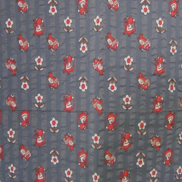 ★ヴィンテージ☆輸入生地☆赤いくまさんと小鳥 生地 coco-むく鳥 通販｜Creema(クリーマ) 12724522