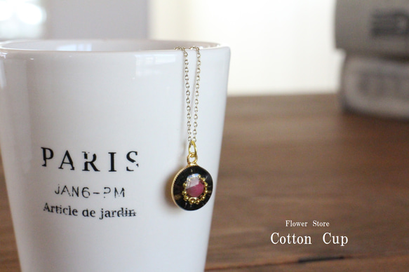 黒ごまとペッパーベリーのピアス、リング ピアス（フック・チェーン） お花とアクセサリーのお店 通販｜Creema(クリーマ) 9735317